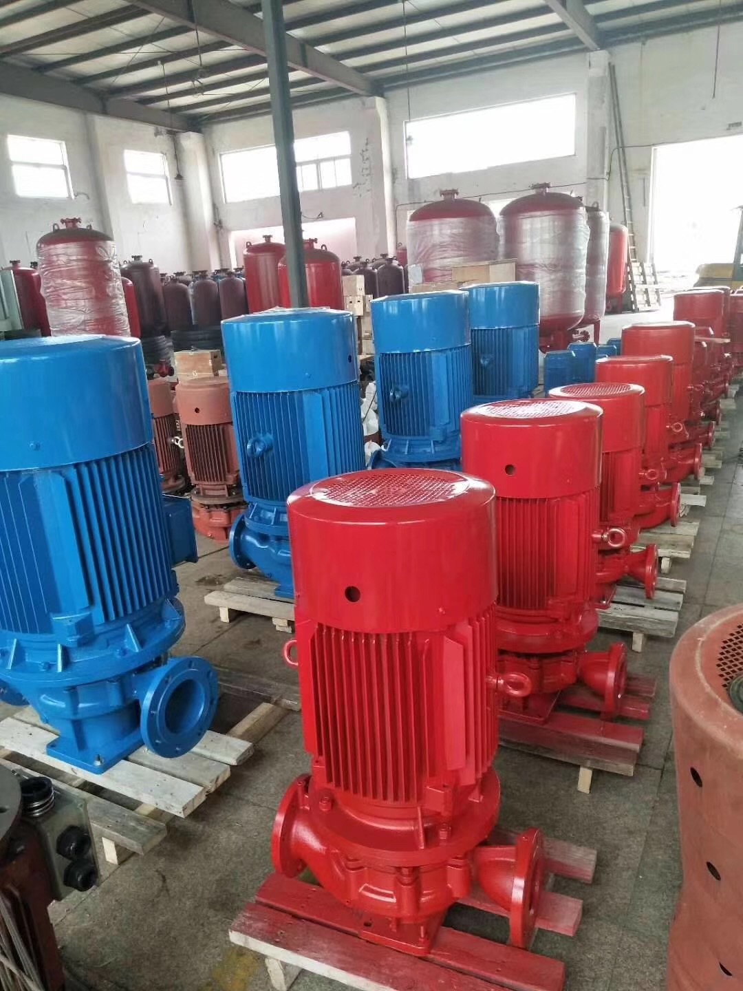 立式单级（多级）离心泵-郑州泓汇供水设备有限公司